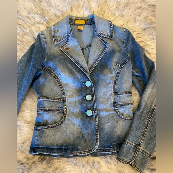 Jackets & Coats | Super Cute And Unique Jean Jacket | Poshmark